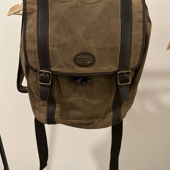 Fossil | Bags | Authentic Fossil Leather Backpack | Poshmark